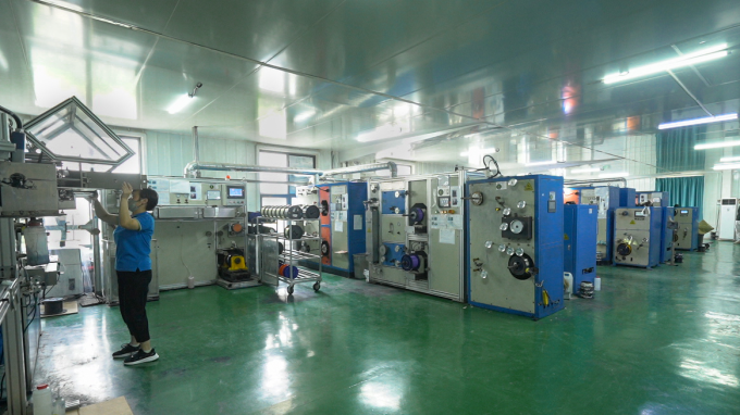 China Shandong Yibo Optronics Technology Co., Ltd. factory production line